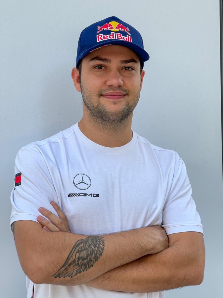 Felipe Fraga é anunciado como novo piloto oficial da Mercedes-AMG ...